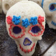How to make sugar skulls for Day of The Dead